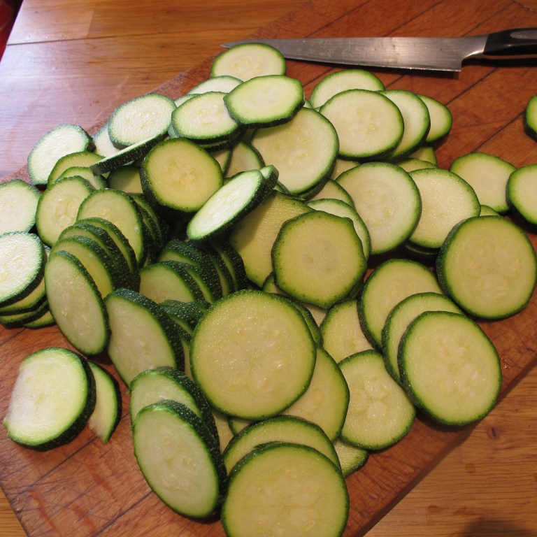 Slow-cooked courgettes/zucchini with garlic and mint | Robin Ellis